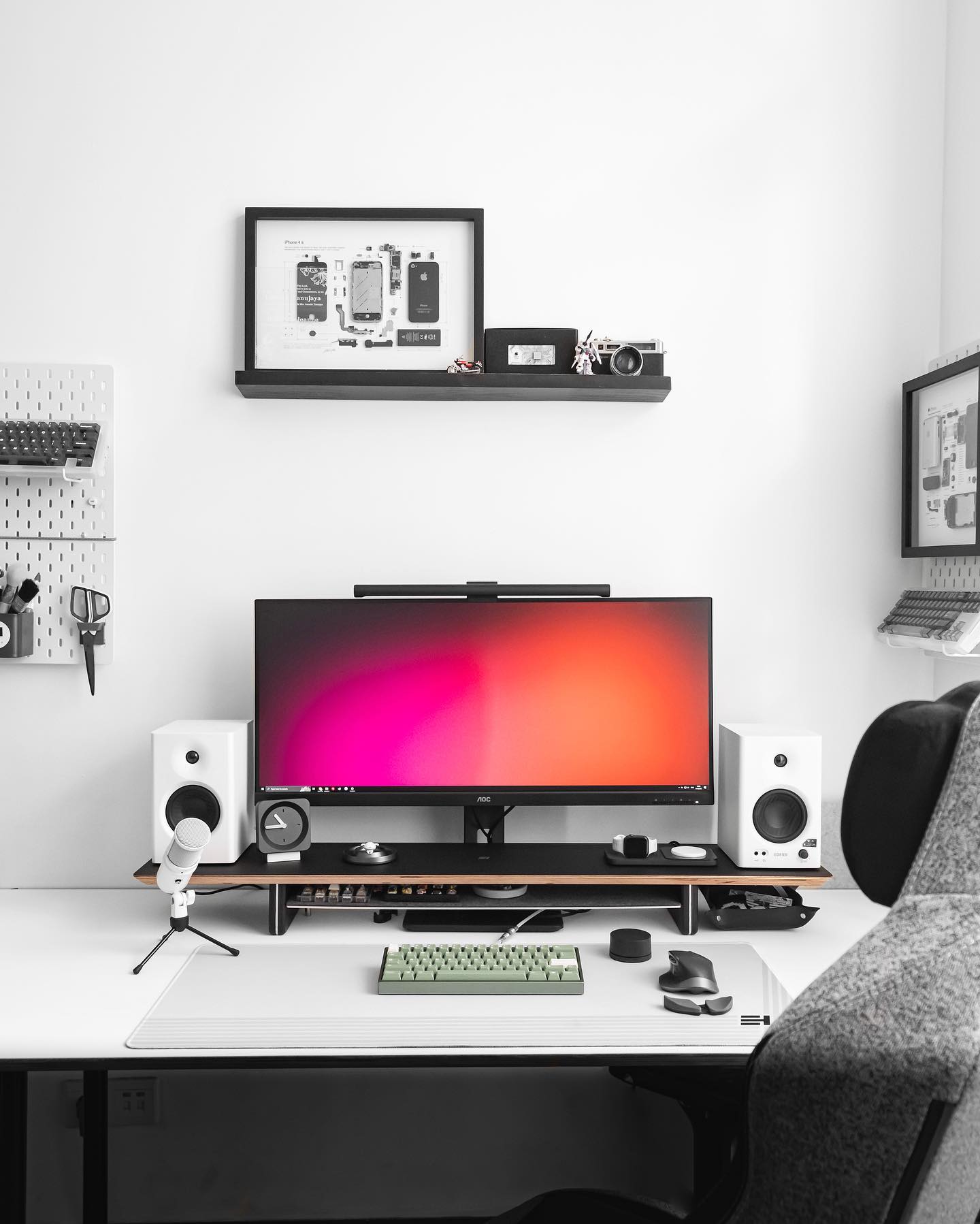 iPhone 4S Teardown Template