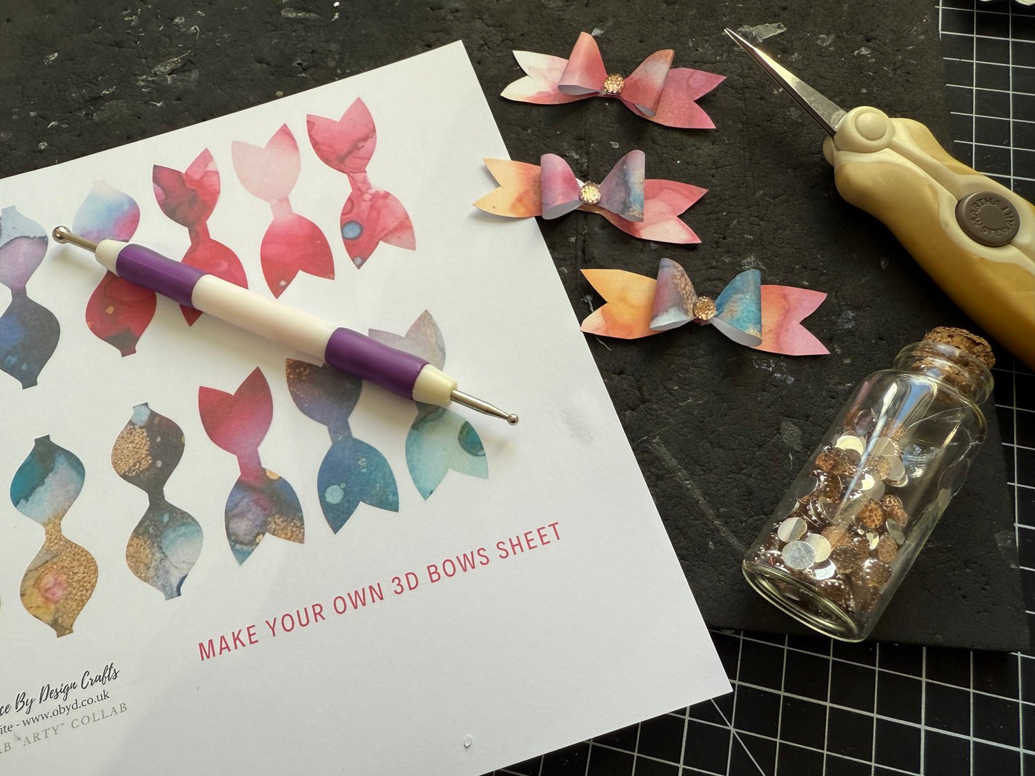 How i make the little paper bows