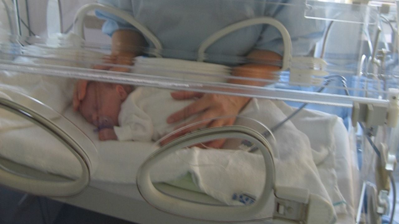E.F.T. Tapping When Your Baby Is In An Incubator