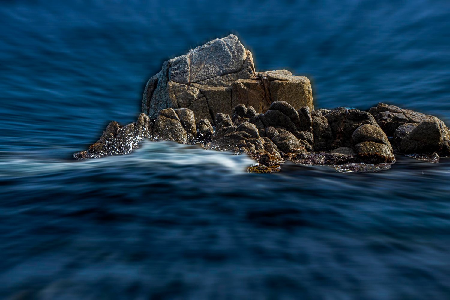 WAVES AND ROCKS 20240406165252RT1PUB - Payhip