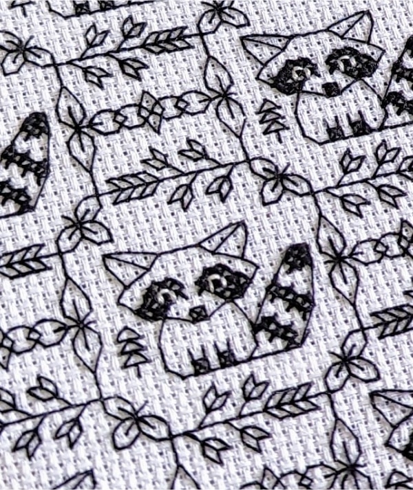 Blackwork patterns by Trunky Stitches - Free blackwork patterns