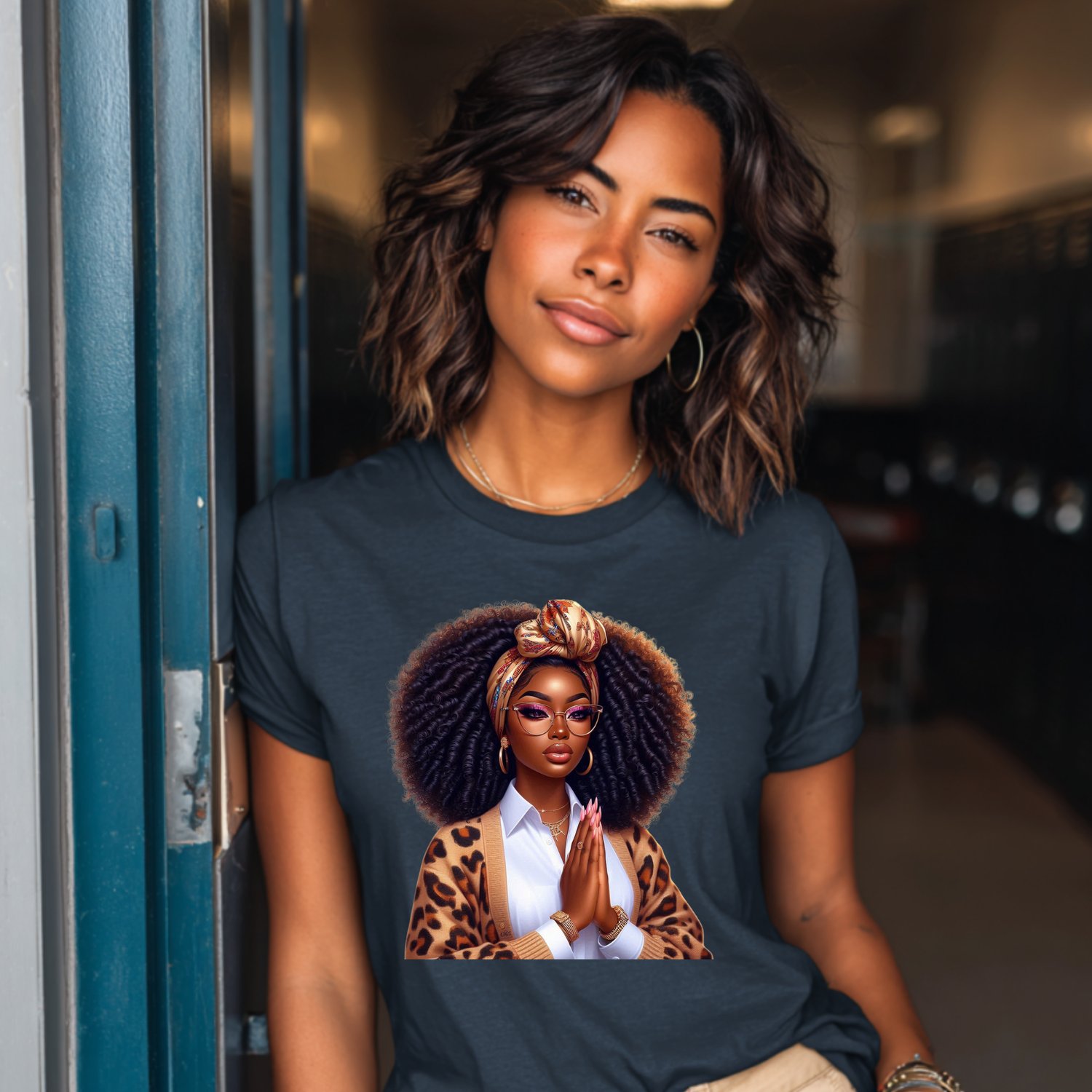 WOMAN WITH LEOPARD PRINT - Payhip