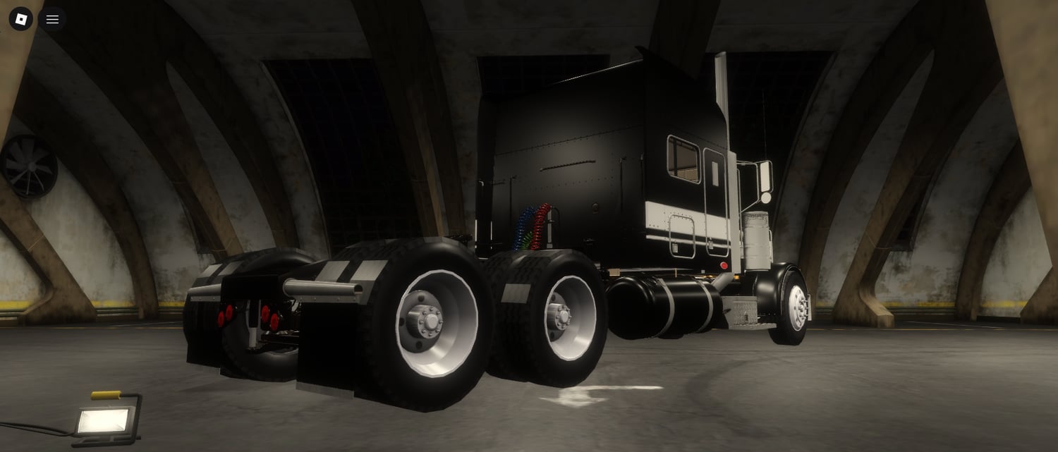 FREE Peterbilt 379 2005 Black – Detailed Drivable Truck Model for Roblox