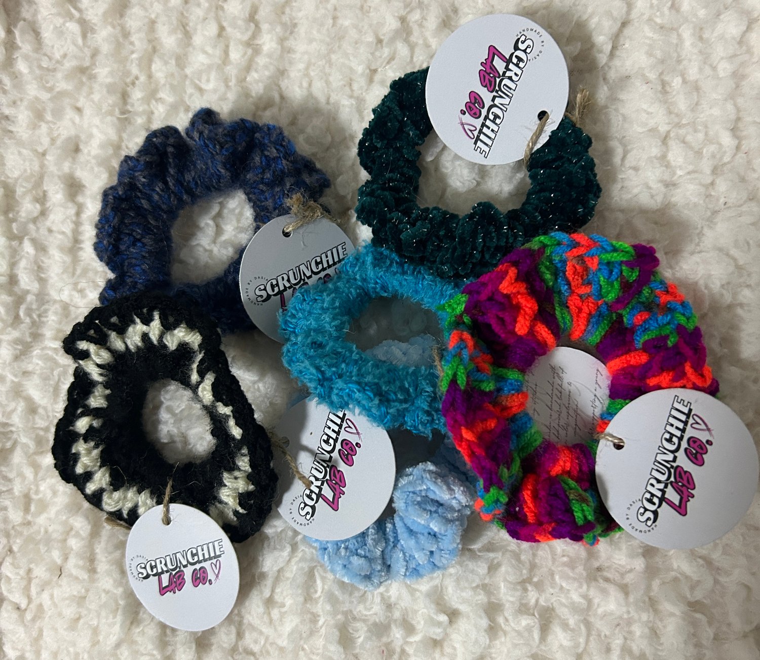 Mini Molecule- Small Scrunchie - Payhip