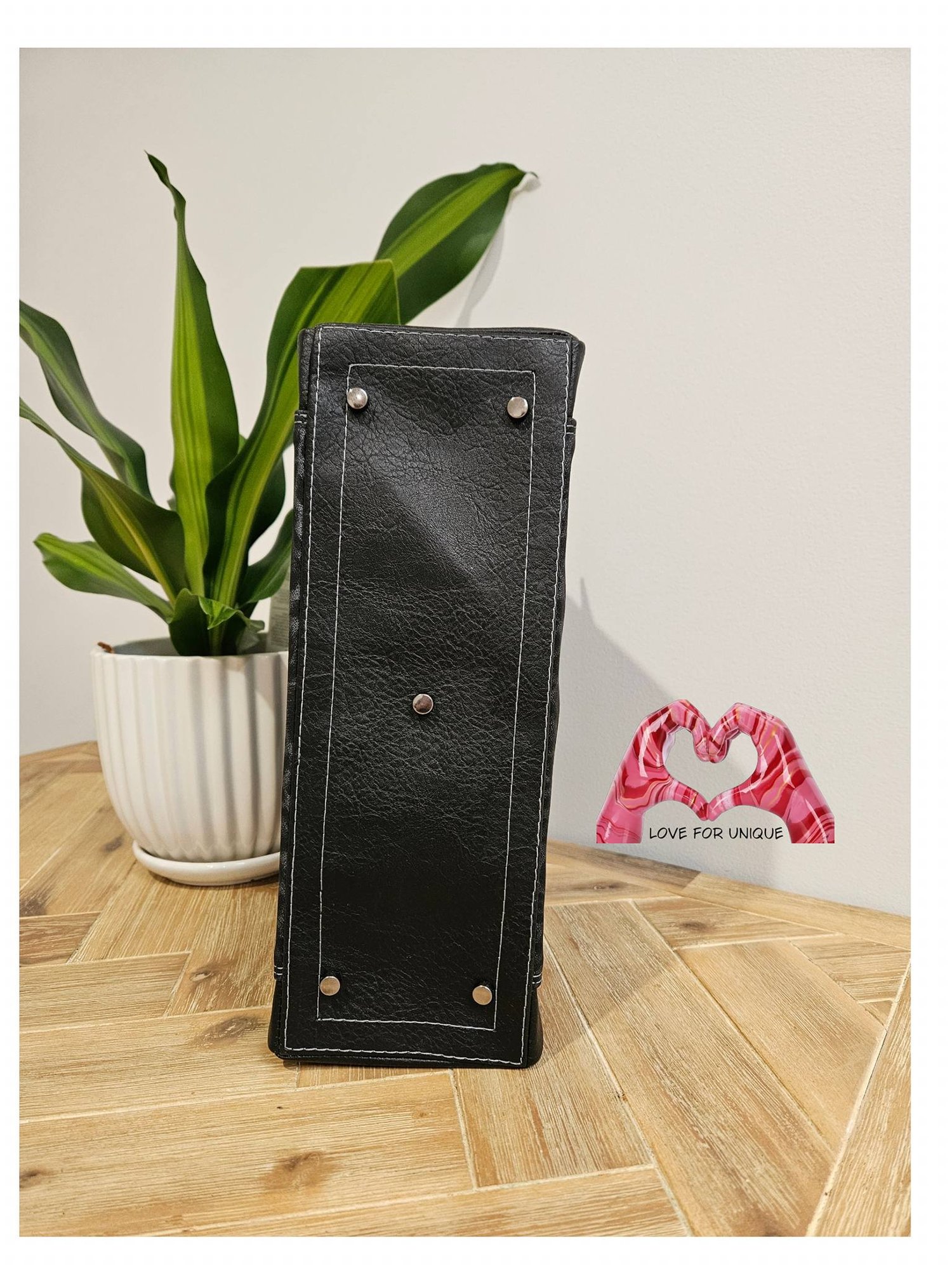 Page 4 — Charyn Handbag Tester Photos