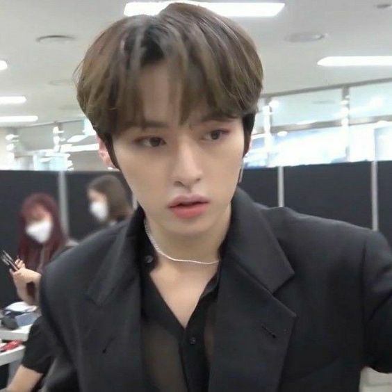 lee know pf - Payhip