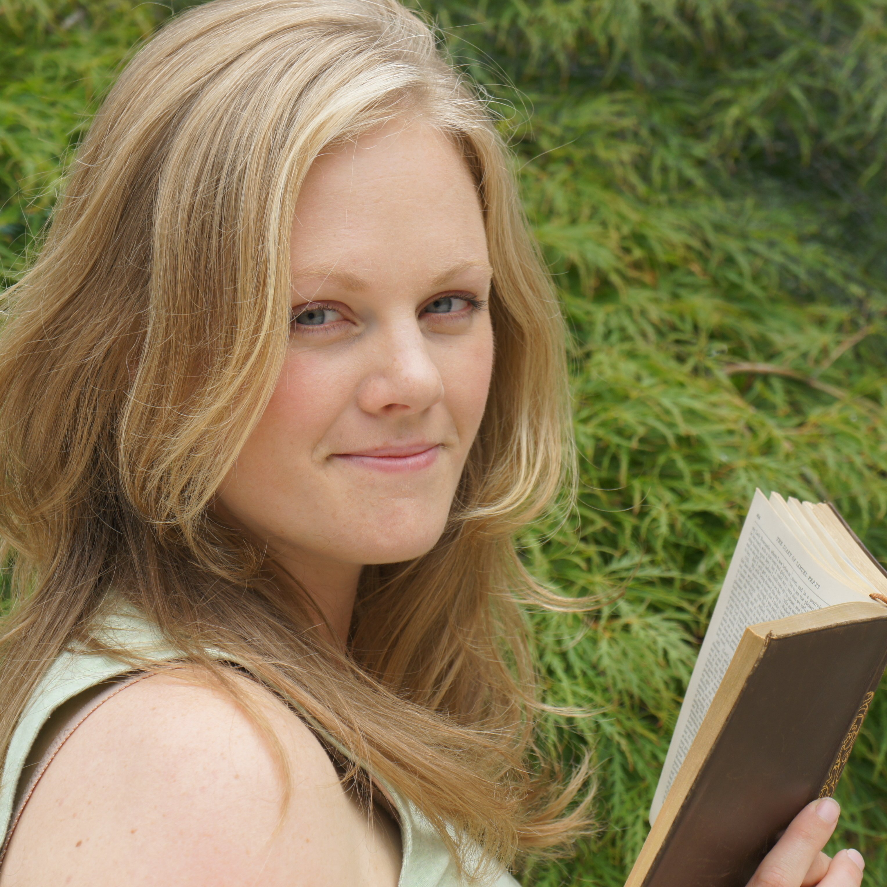 Kinglet Books - Payhip