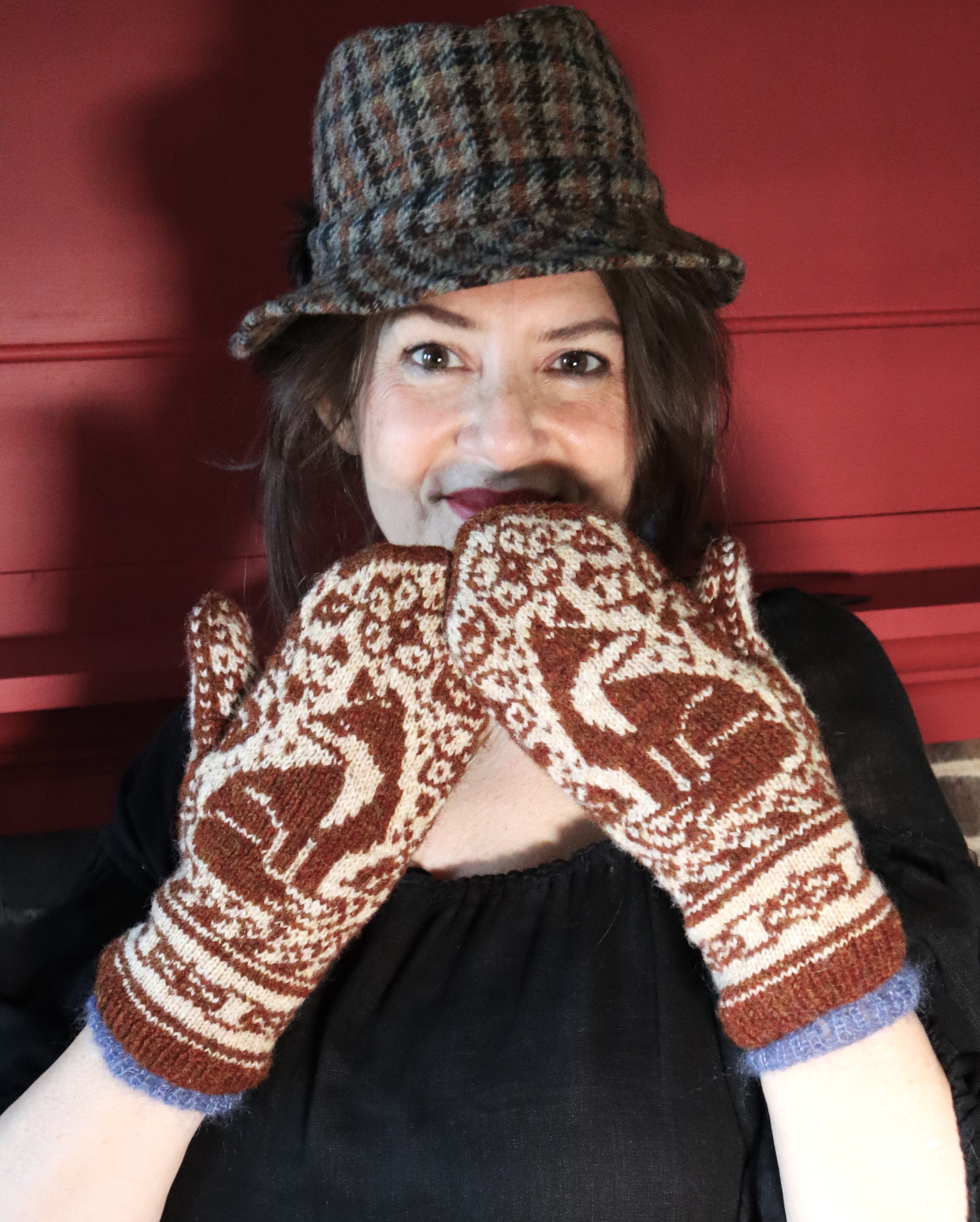 Benevolent Hands mittens & muffatees pattern - Payhip
