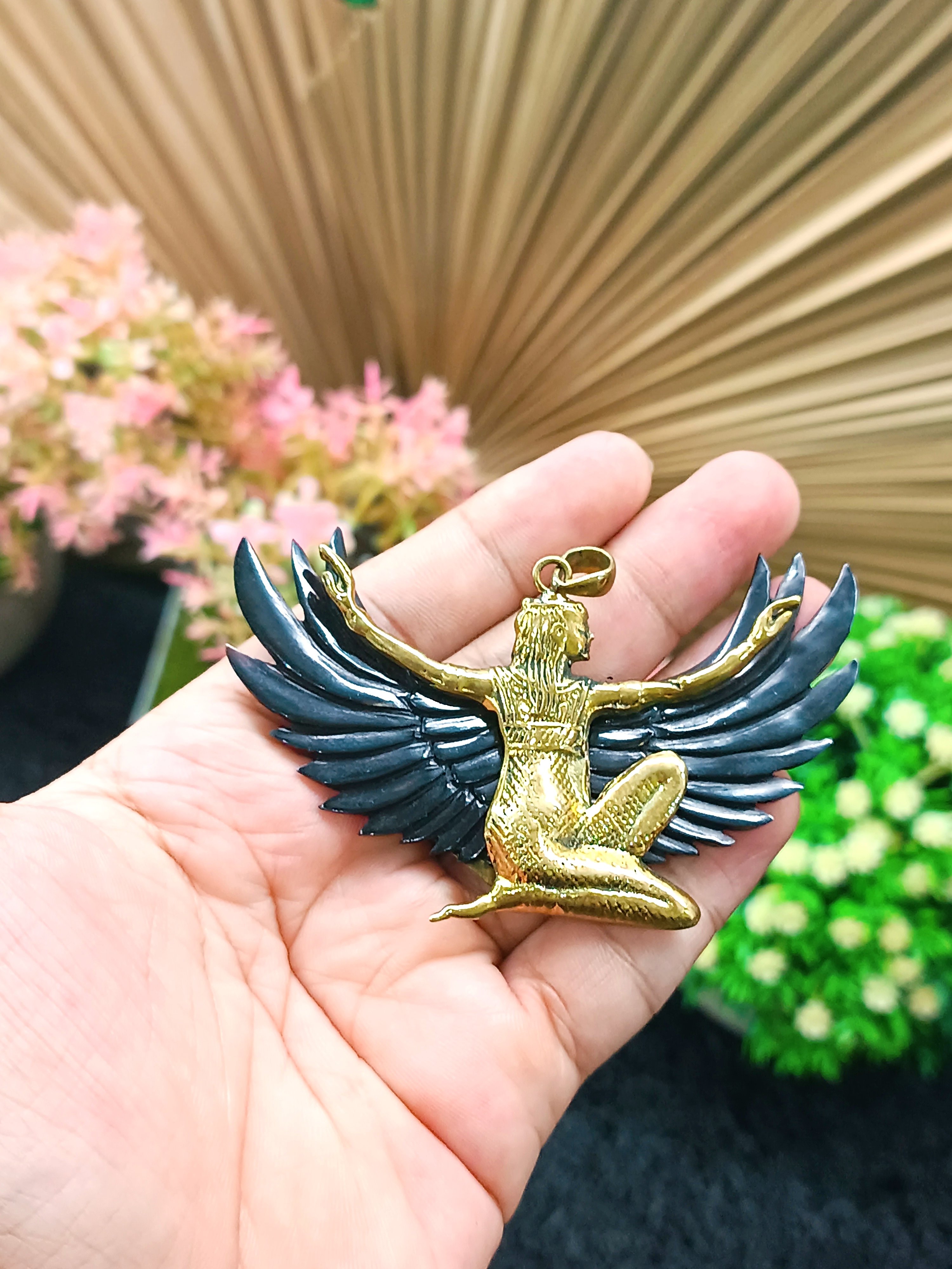 Goddess Isis pendant - Payhip