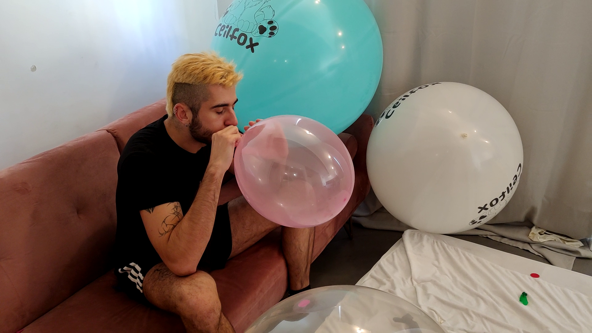 Nelson burst furry printed balloons - Payhip