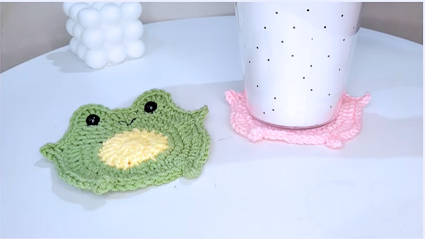 Sweet Froggy Coaster Crochet Pattern - Super Cute Frogs for Your Home ...