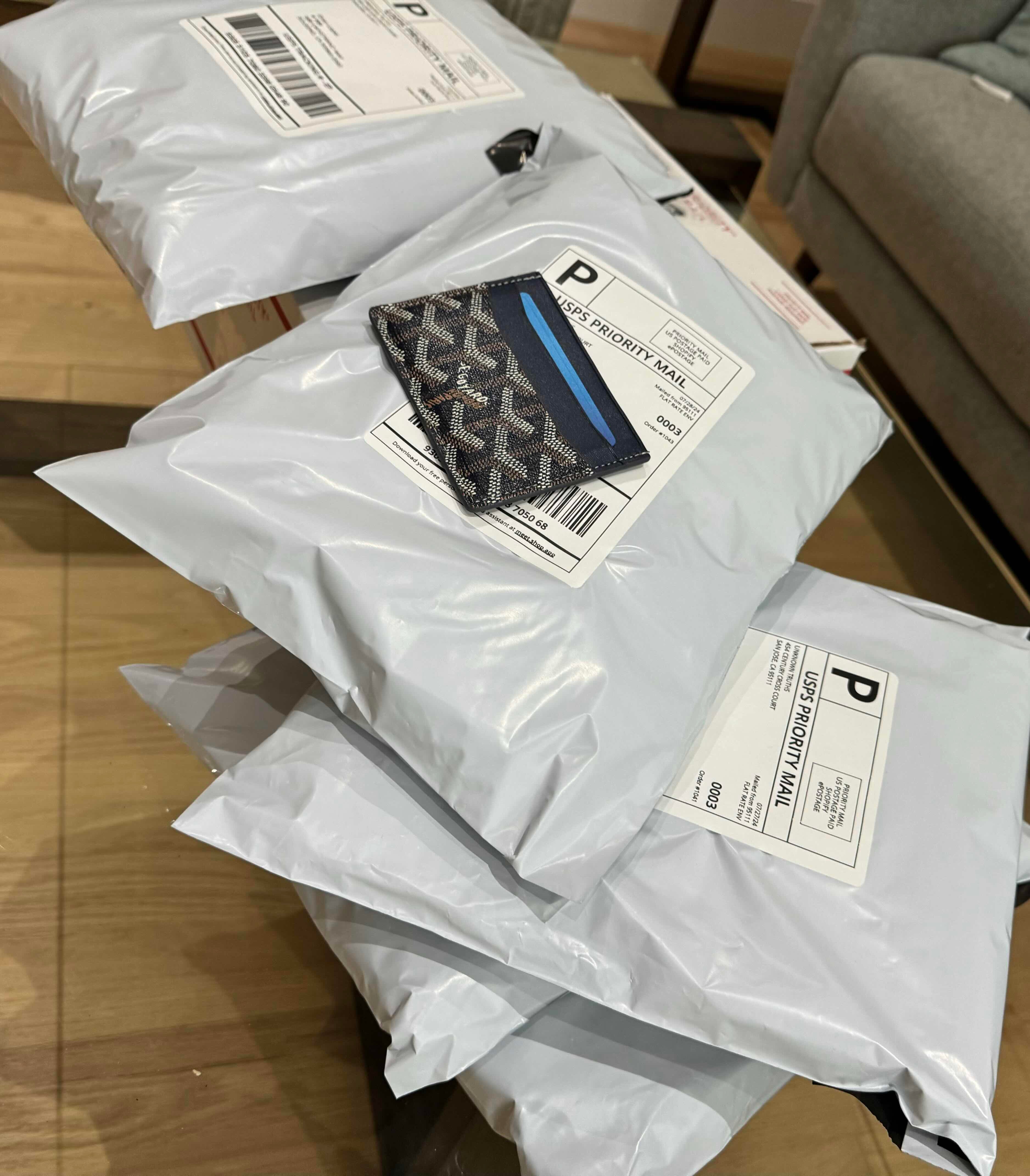 Hustle Hive - Physical products - Payhip