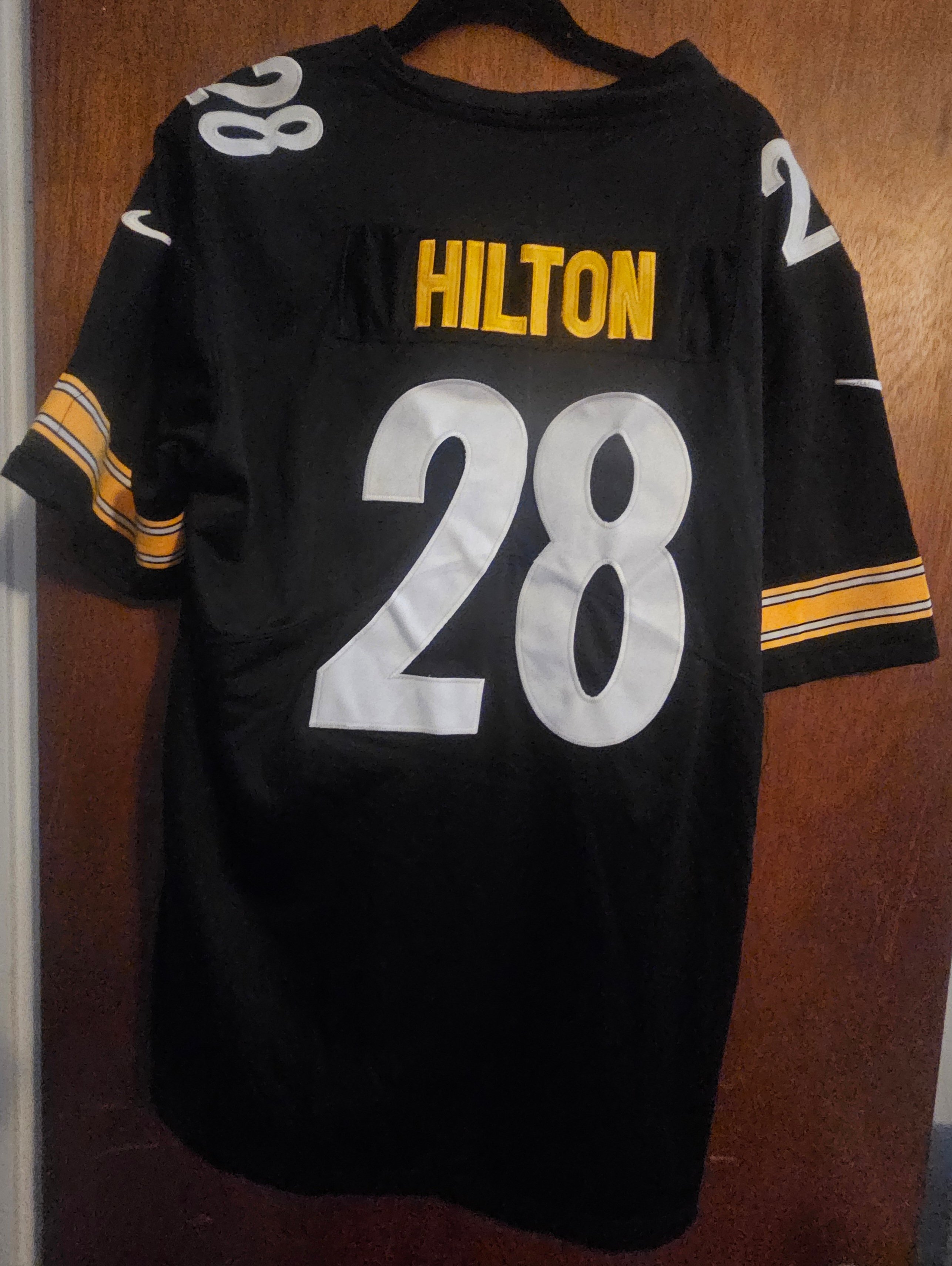 #28 Hilton - Size XL - Payhip