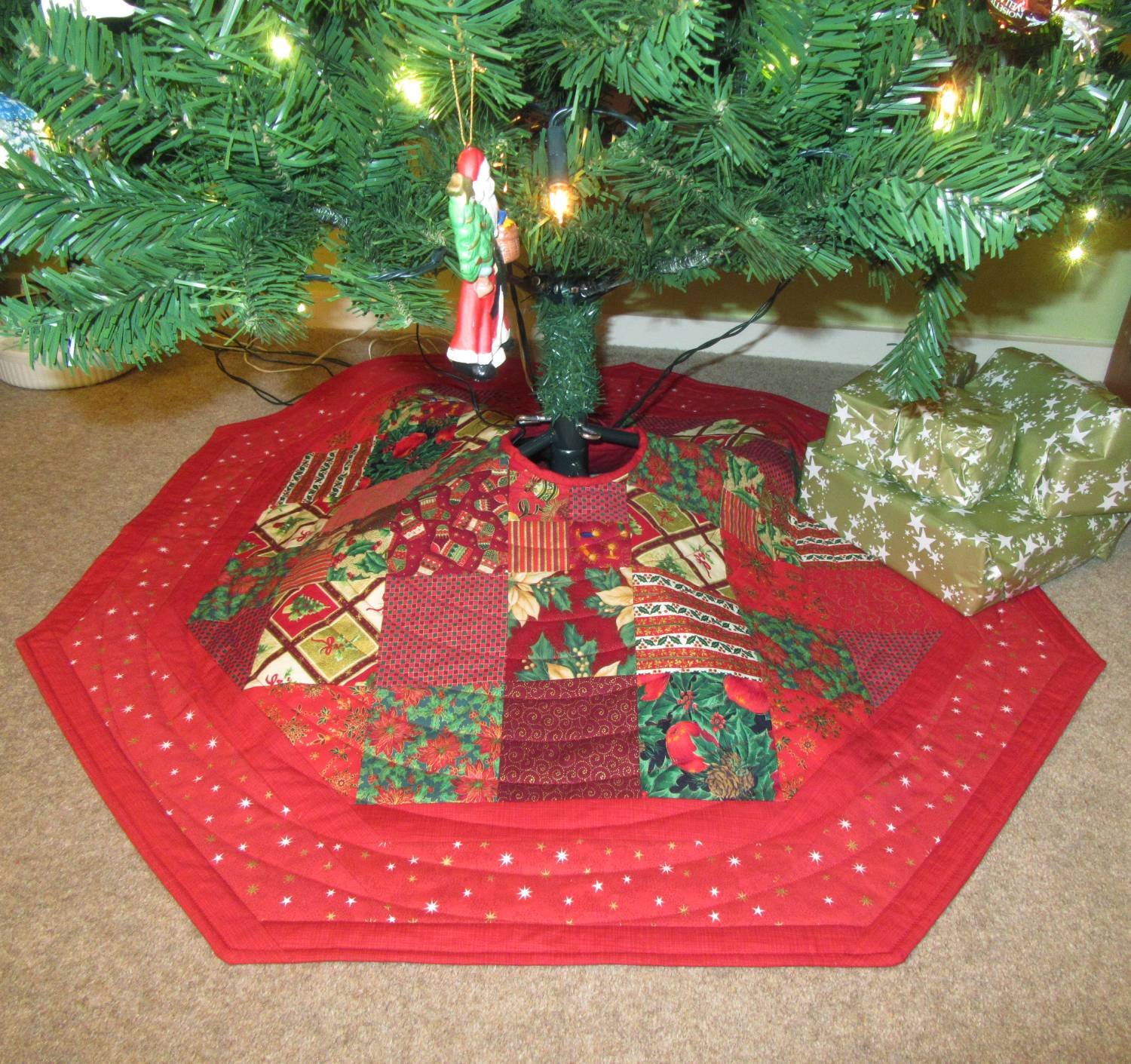 Octagonal Christmas Tree Skirt - Payhip