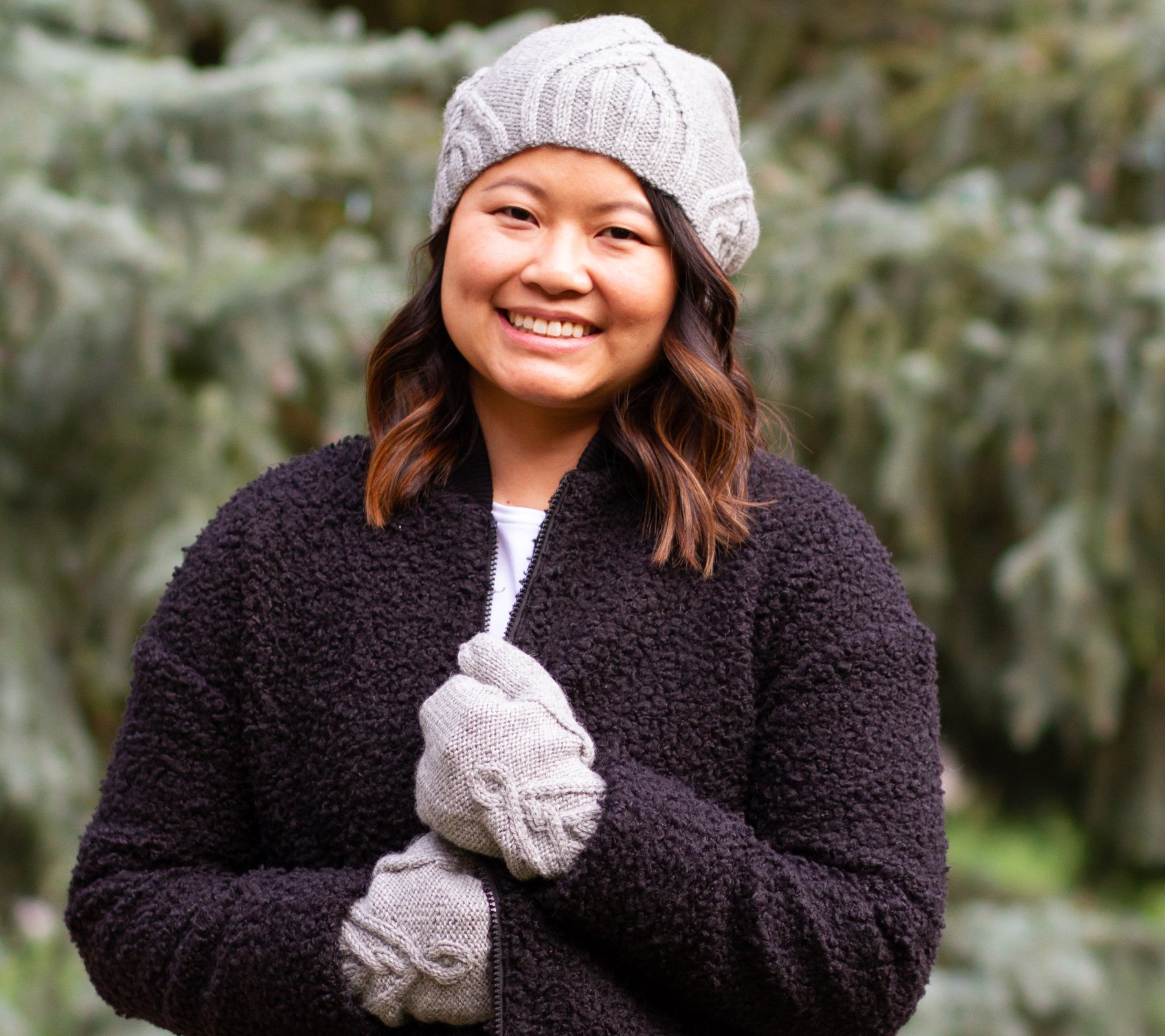 Geneva Hat & Mitts by Fiona Ellis - Payhip