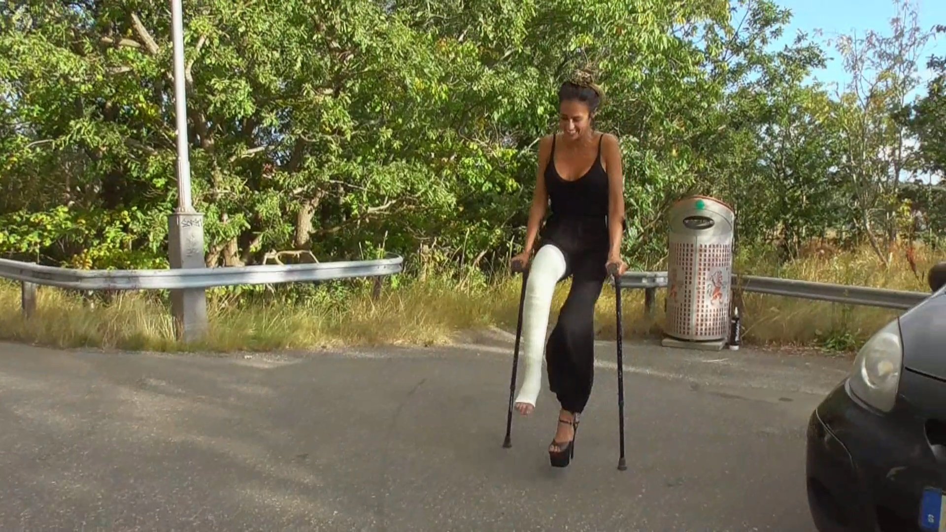 Cat 15 LLC - No way my cast can touch the ground with this high heel ...
