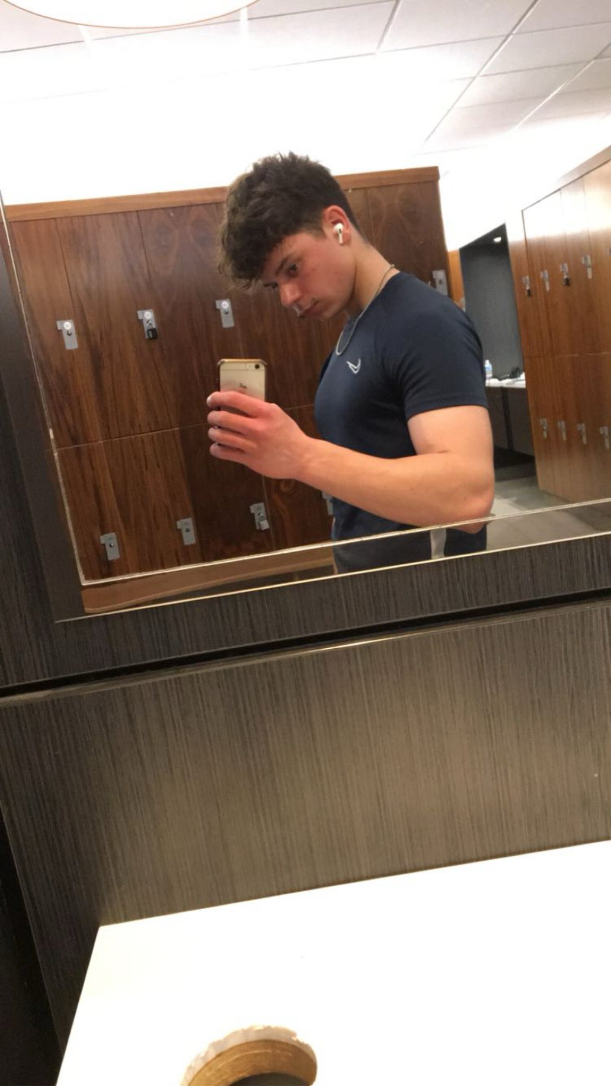 From Skinny to Strong: Tom Bas Muscle Building Plan - Payhip