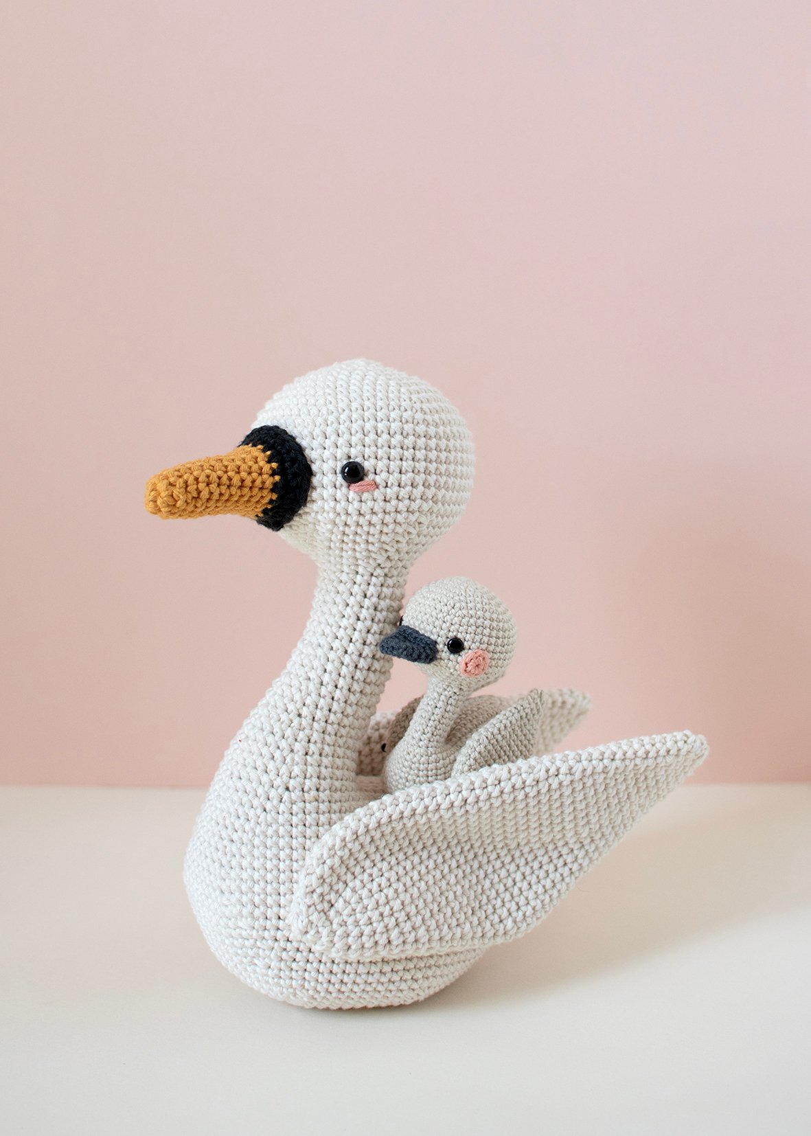 Anna y Peter Cisnes. Patrón Amigurumi Pica Pau. CASTELLANO - Payhip