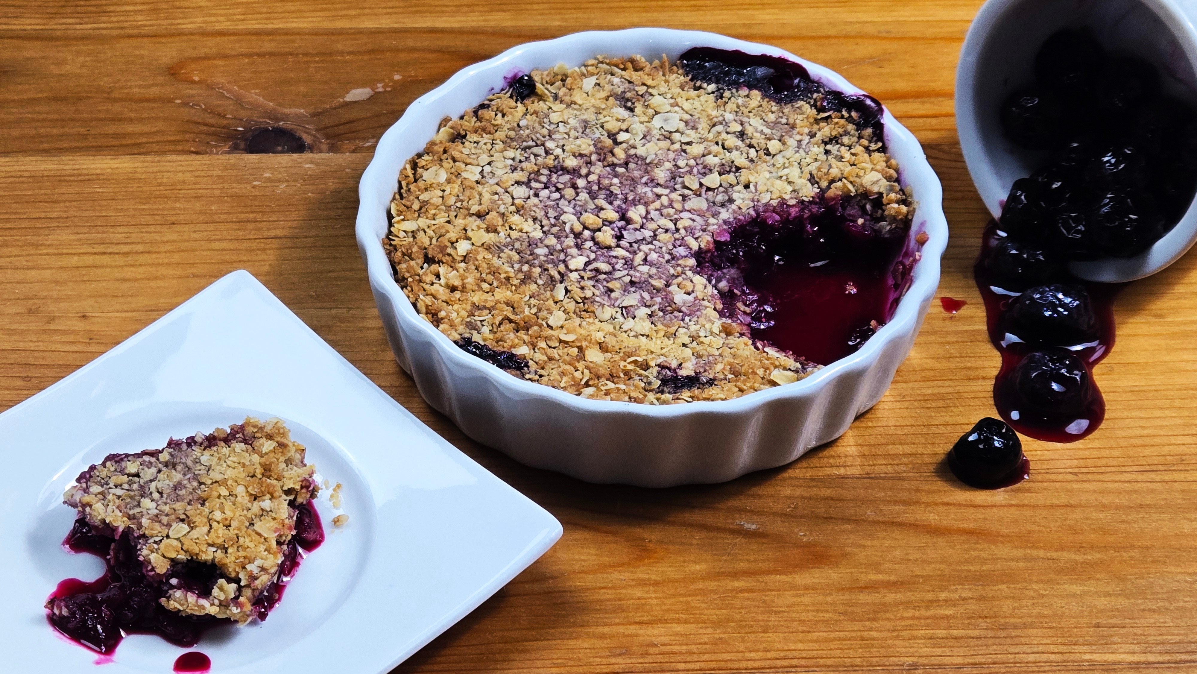 Easy Fruit Crumbles and Crisps: Simple Steps to Delicious Fruit Desserts