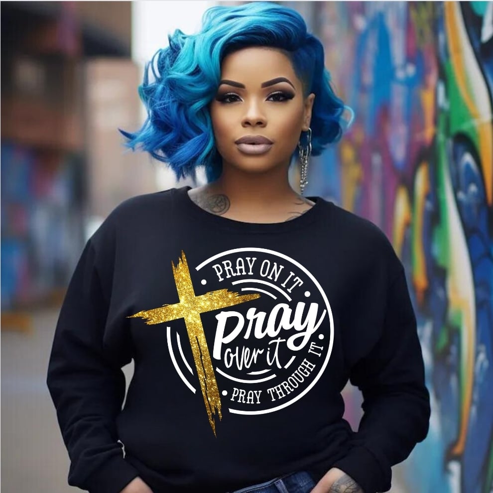 Pray T-shirt - Payhip