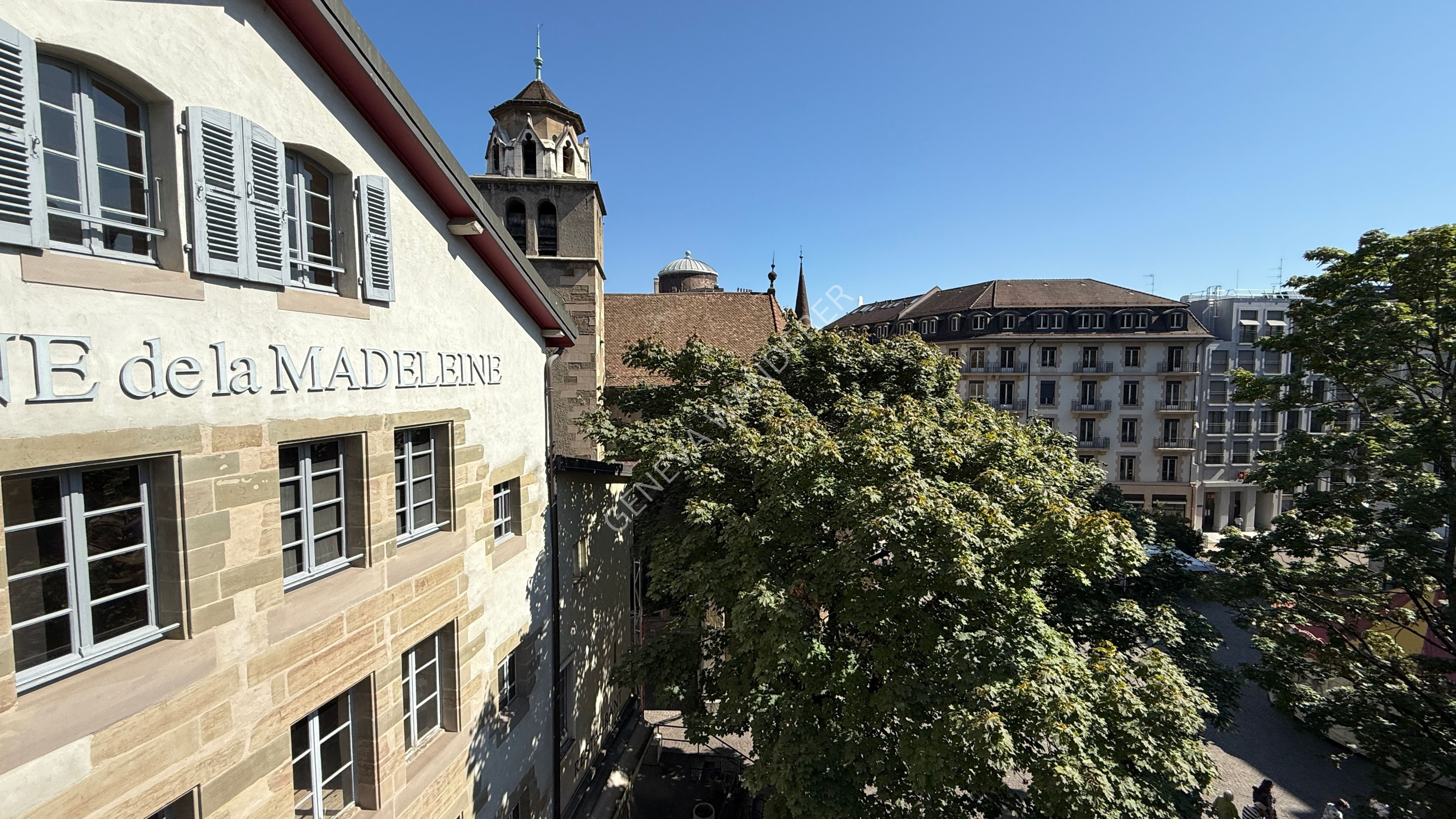 Taverne de la Madeleine Facade Building Old Town Geneva - Payhip
