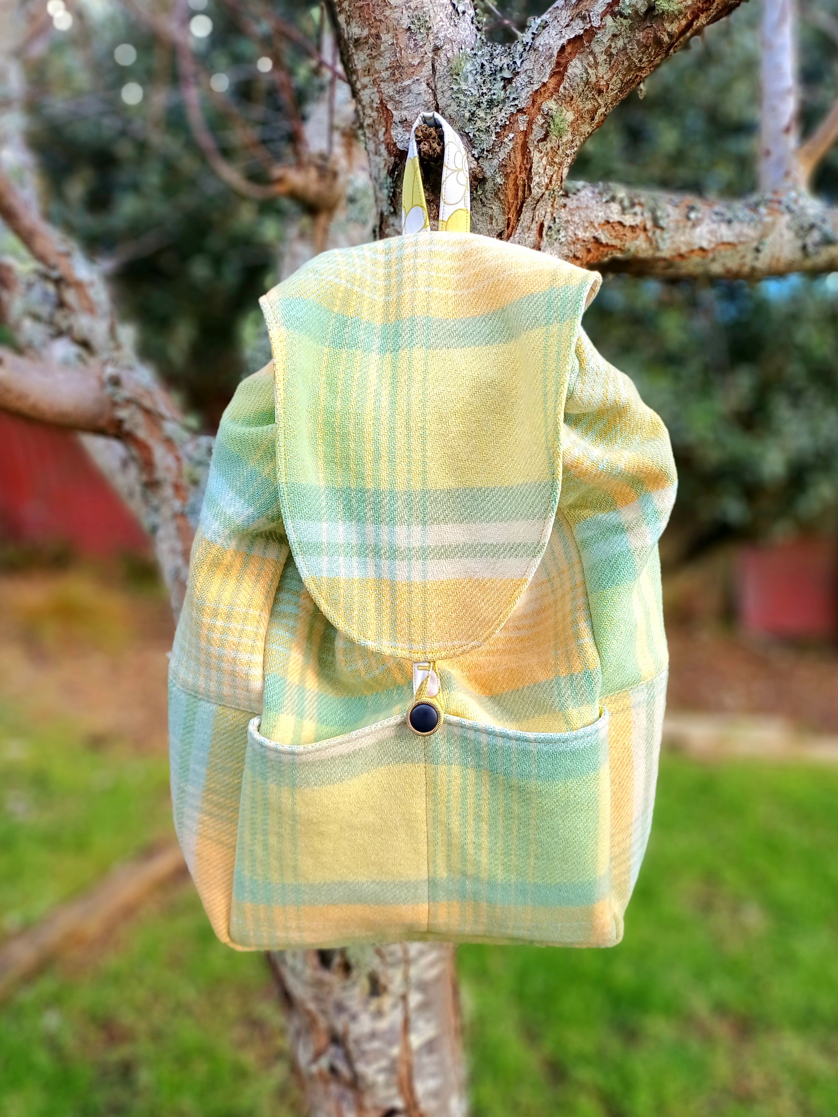 School Bag - Yellow & Green - Payhip