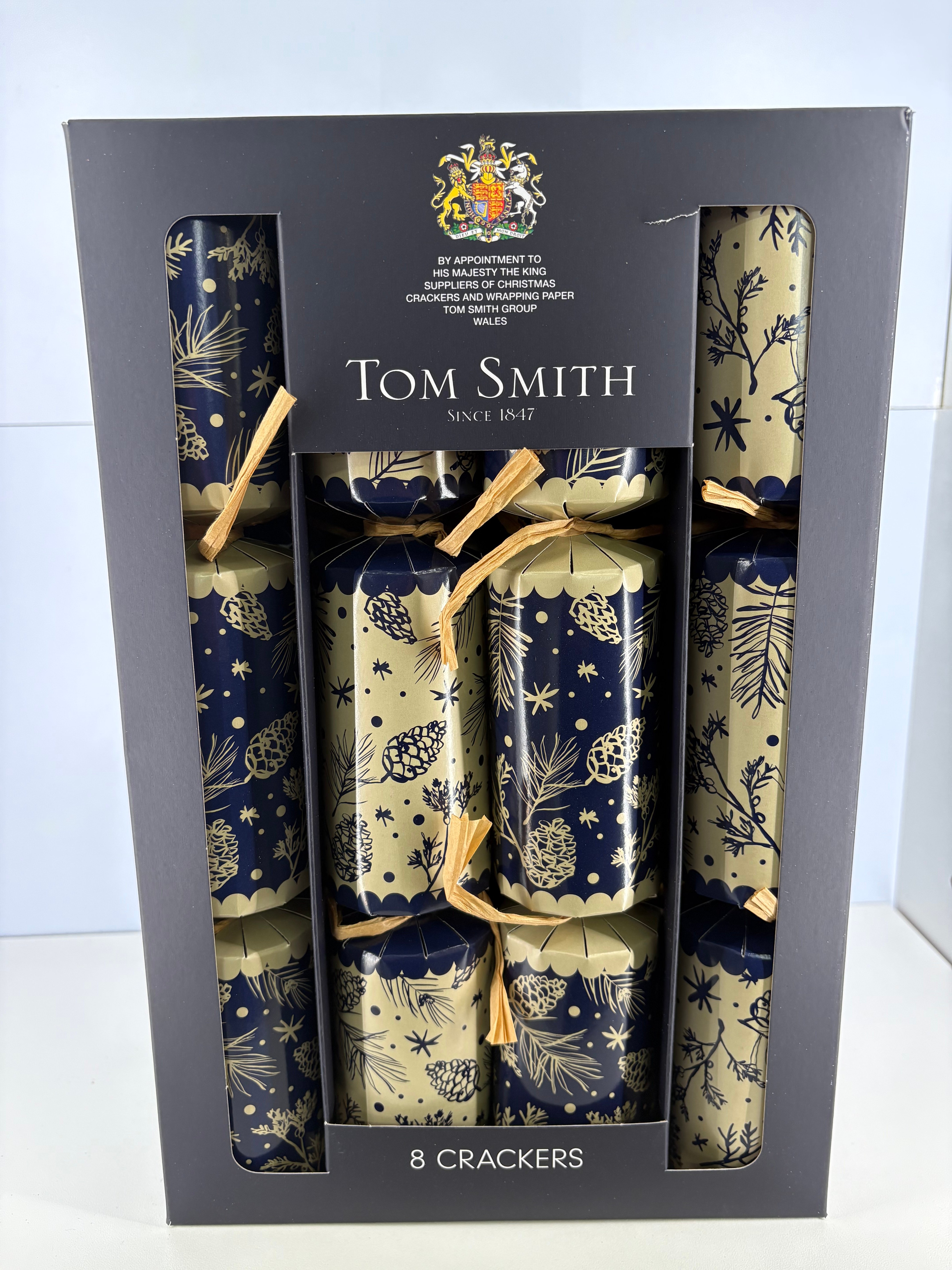 Tom Smith 'Pine Cone Forest' Crackers - Payhip