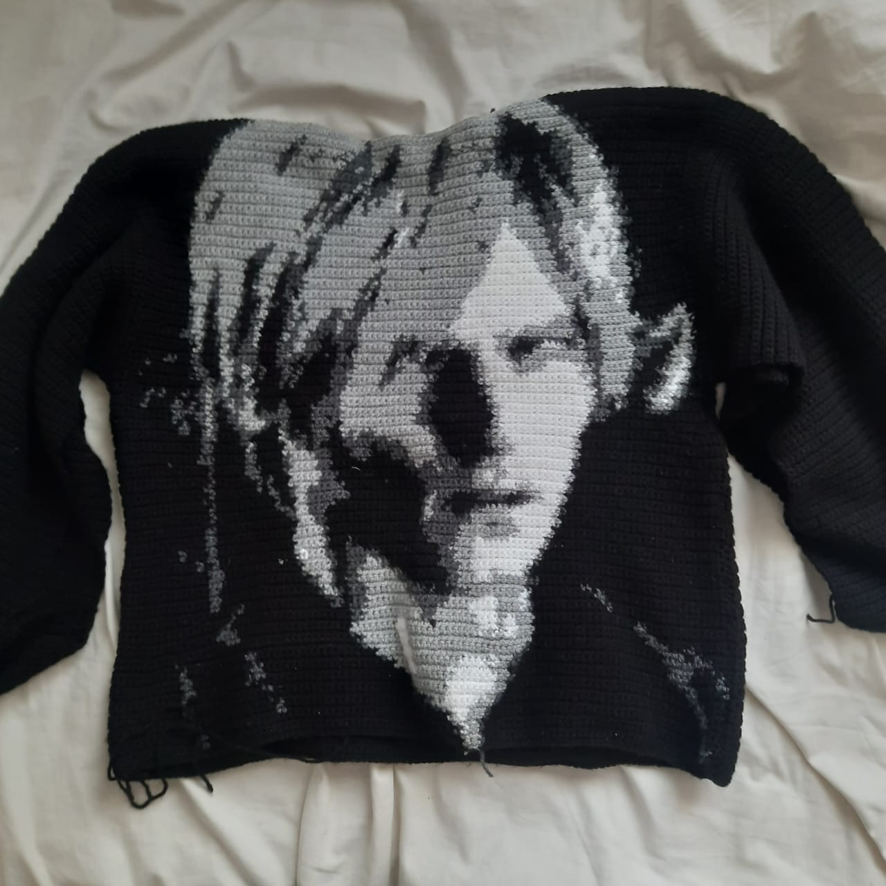 CROCHET PATTERN / Leon Kennedy crochet Sweater | Crochet Pixel Art ...