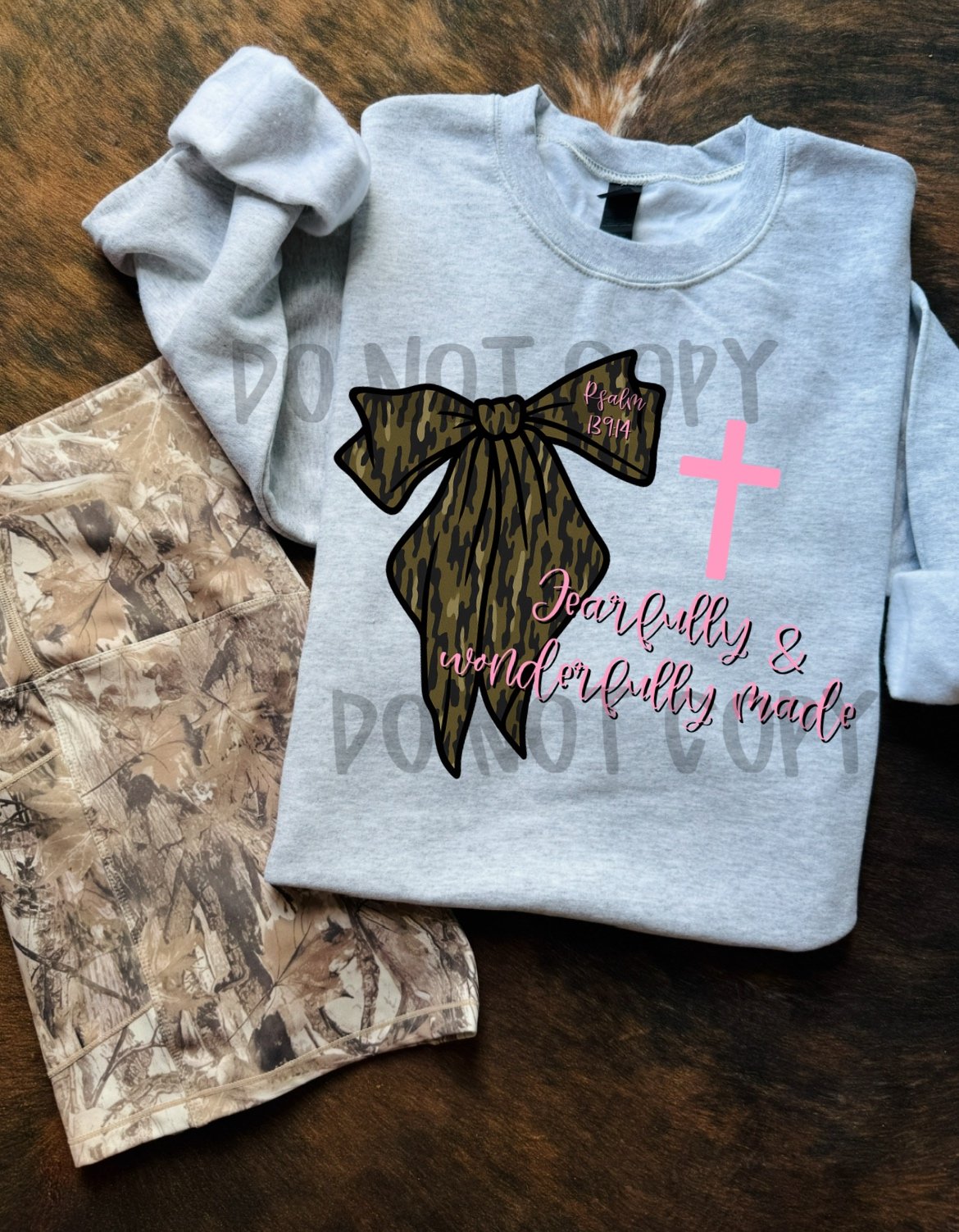 Fearfully & wonderfully made camo bow - Payhip
