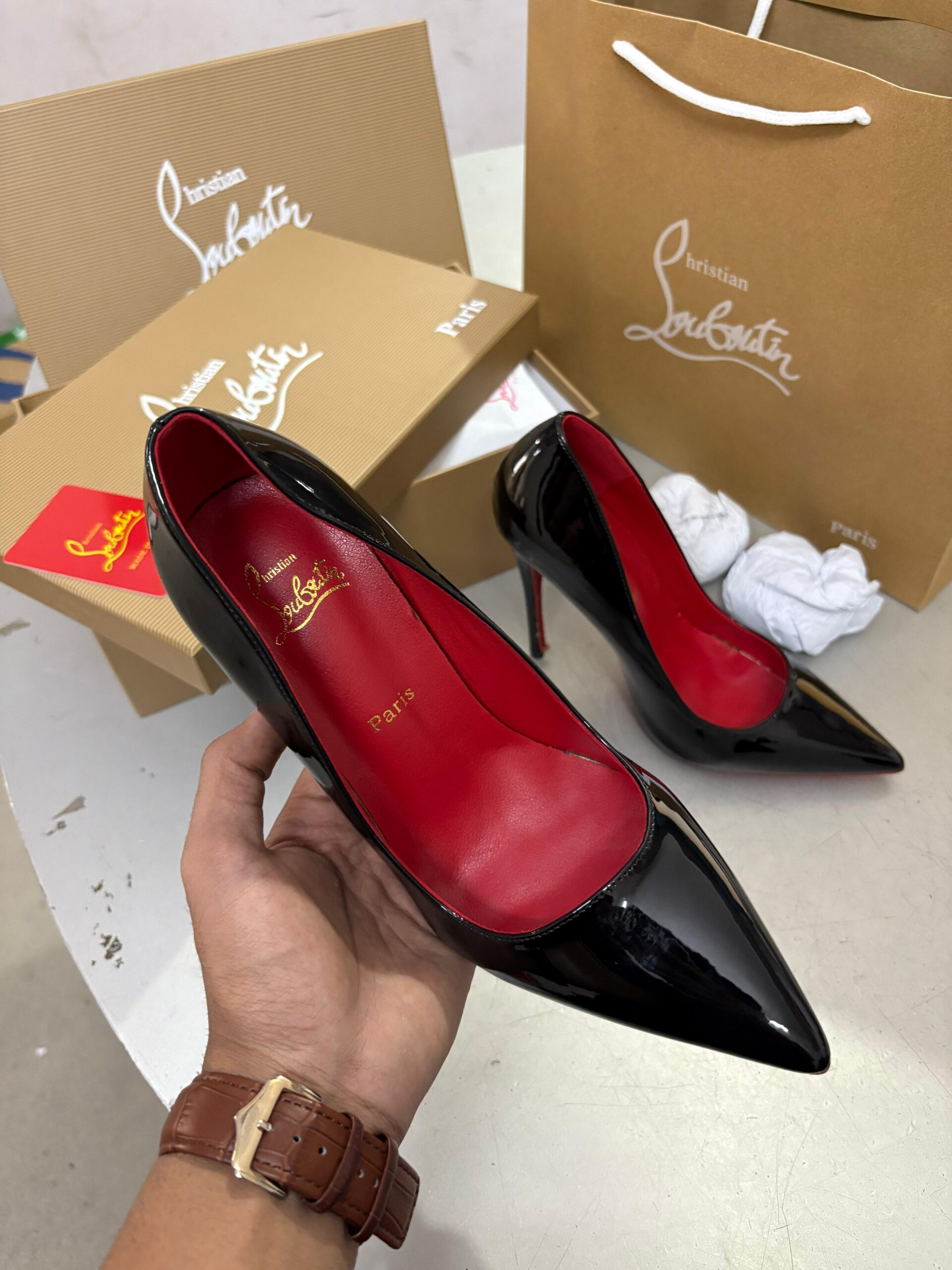 Chris*tian Loub*outin Heels black Replica - Payhip