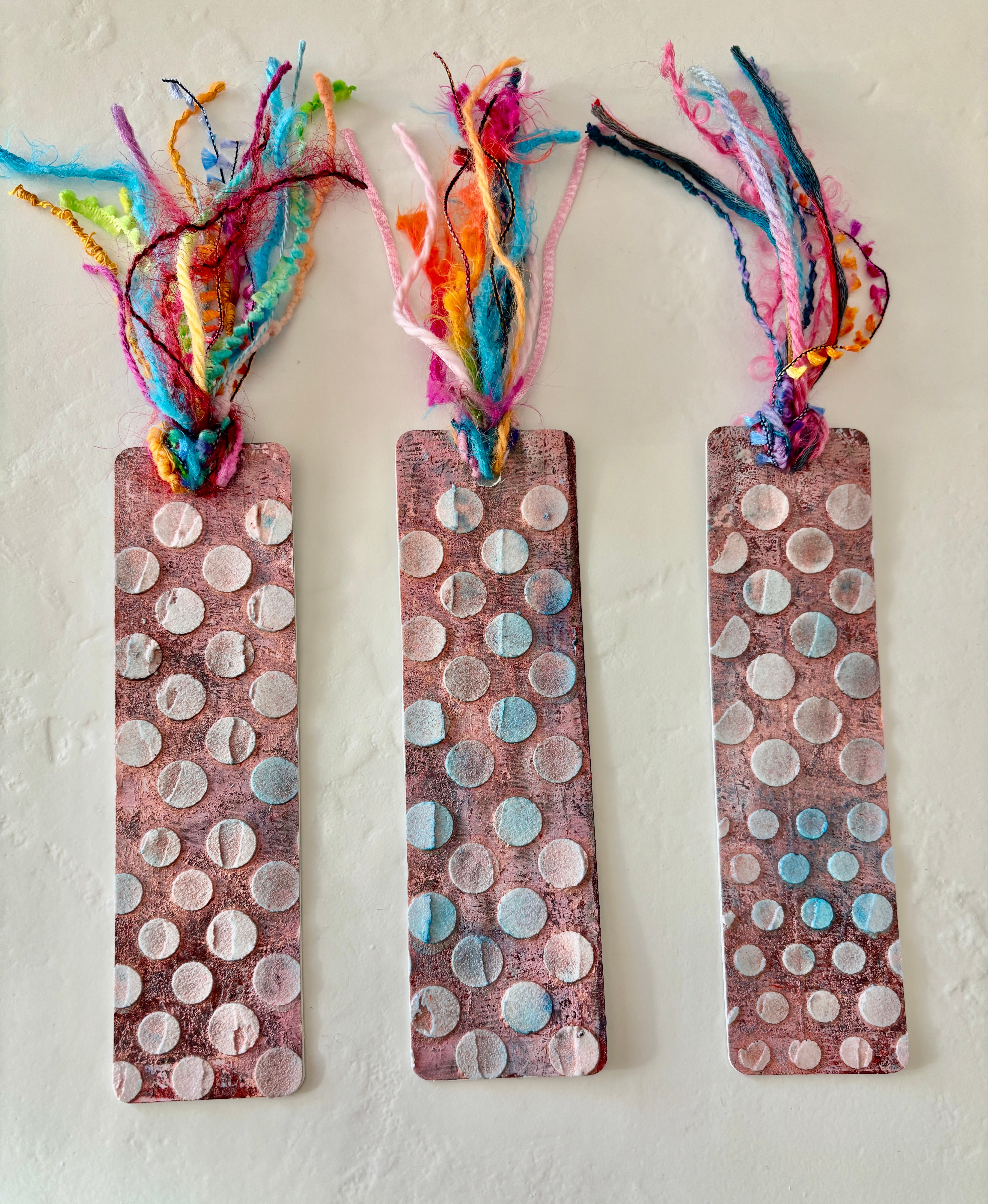 Textured Circle Bookmarks - Payhip