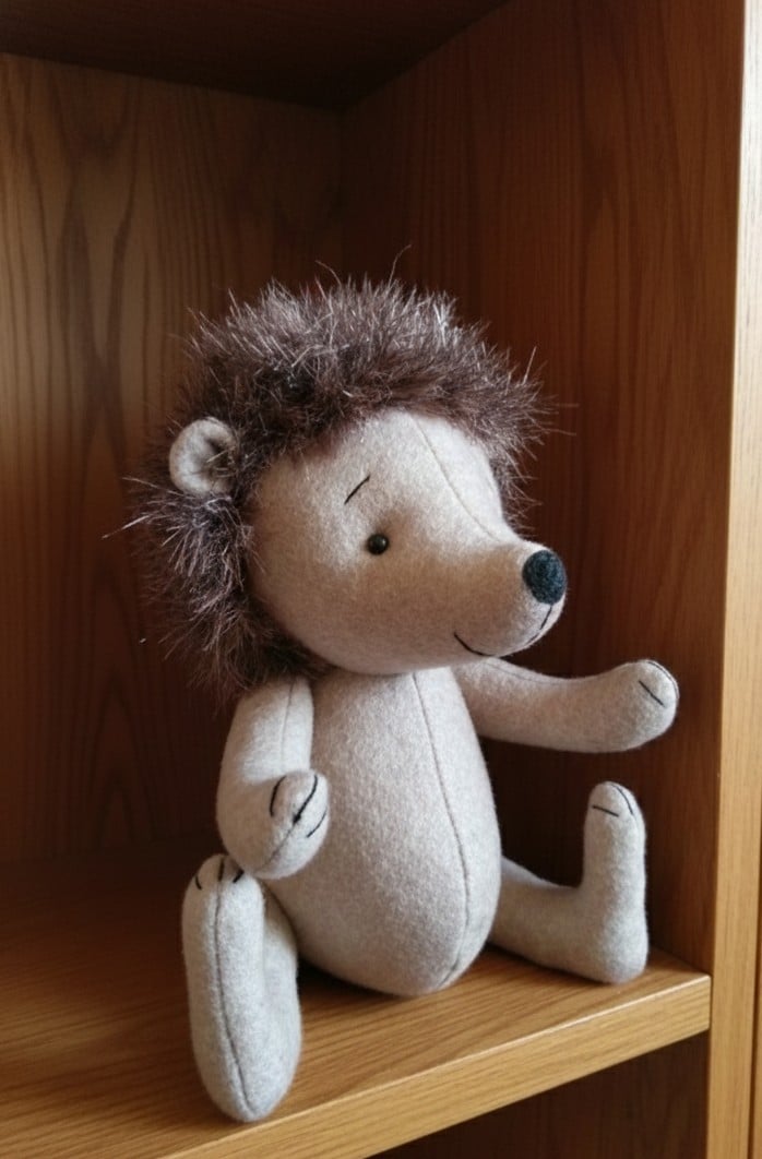 Roderick the hedgehog and waistcoat - Payhip