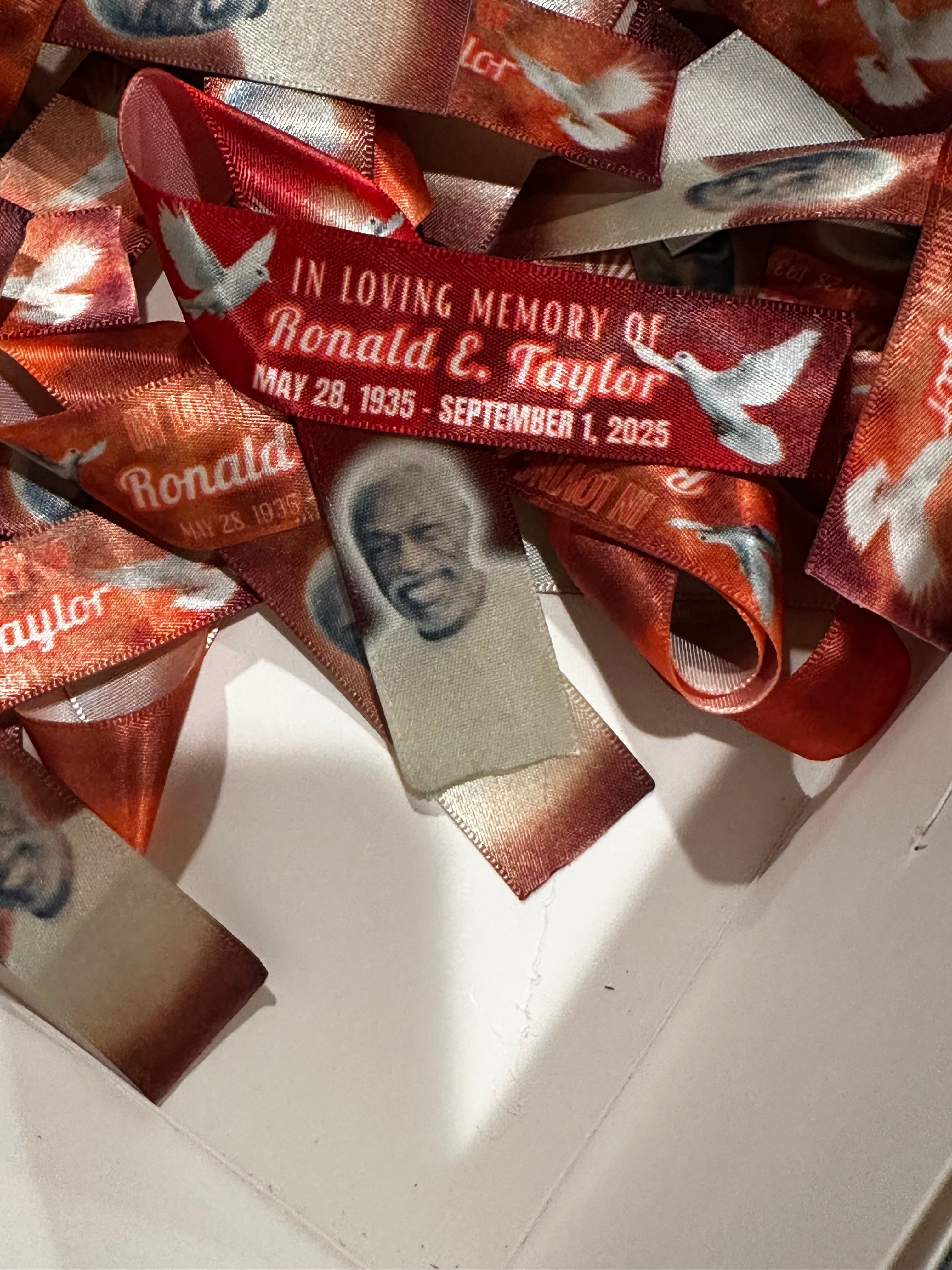 Set of 10 Small Custom Memorial Ribbon Pins – Personalized Funeral ...