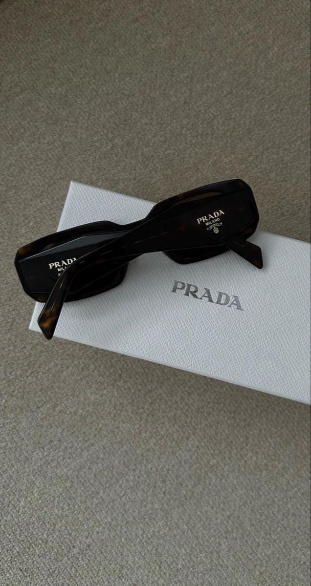 PRADA VENDOR - Payhip