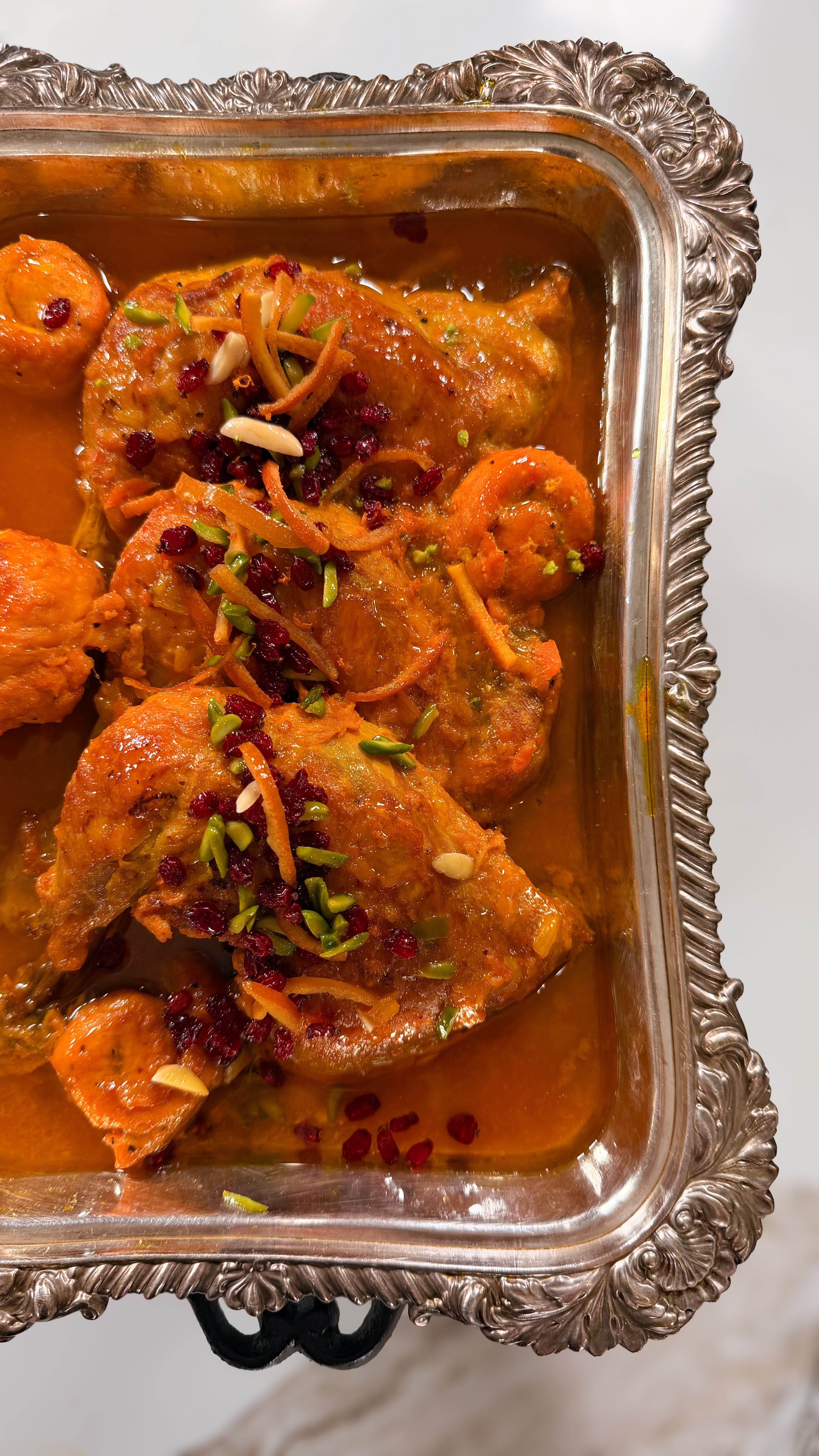 Morgh Porteghali, Comforted by Flavor